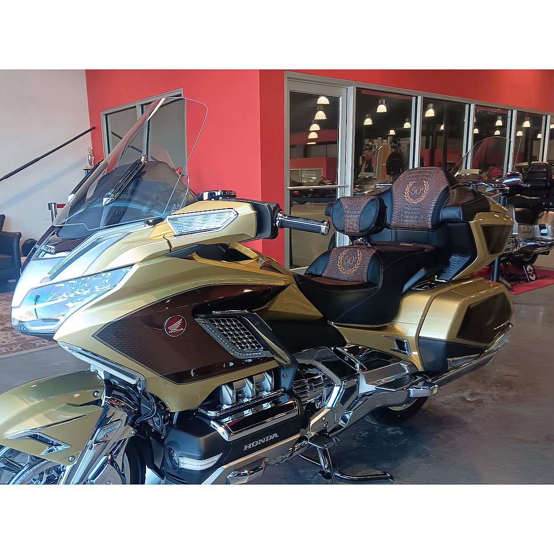 Goldwing Tour Seat, Driver Backrest and Ultimate Passenger Backrest ...
